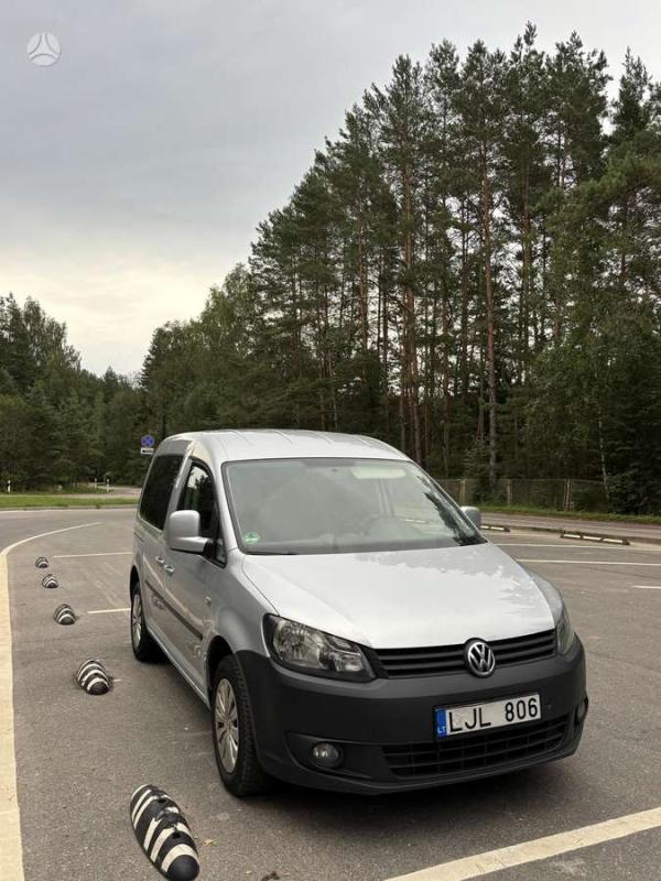 Pelēks Volkswagen Caddy 2011 Viļņa, ar dzinēja tilpumu 0.00 L un nobraukumu 312 tūkst. km par 4000 €, foto 2 vietnē AUTOMOTO.COM.LV