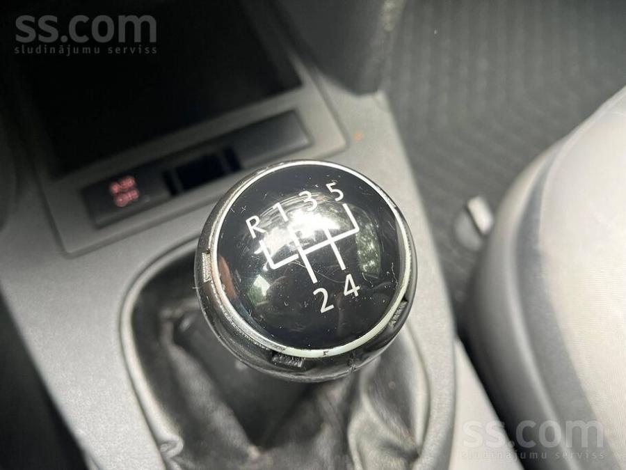 Pelēks Volkswagen Caddy 2008 Rīga, ar dzinēja tilpumu 1.90 L un nobraukumu 0 tūkst. km par 1899 €, foto 17 vietnē AUTOMOTO.COM.LV