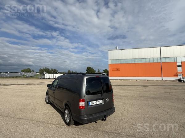 Pelēks Volkswagen Caddy 2011 Jelgava, ar dzinēja tilpumu 1.60 L un nobraukumu 369 tūkst. km par 5650 €, foto 4 vietnē AUTOMOTO.COM.LV