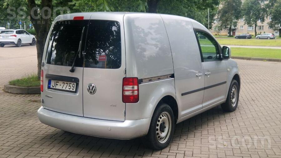 Grey Volkswagen Caddy 2013 in Riga, with an engine capacity of 1.60 L and mileage of 0 thousand km for 3890 €, photo 6 on AUTOMOTO.COM.LV