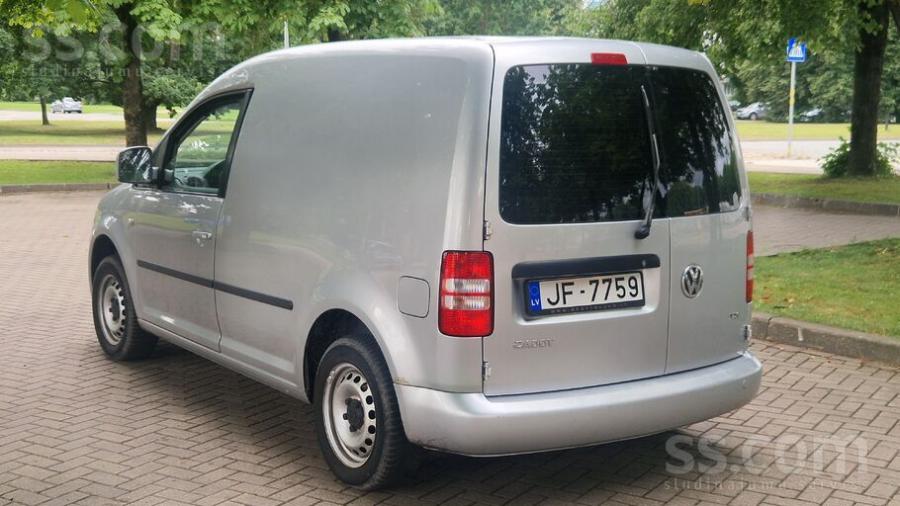 Grey Volkswagen Caddy 2013 in Riga, with an engine capacity of 1.60 L and mileage of 0 thousand km for 3890 €, photo 7 on AUTOMOTO.COM.LV