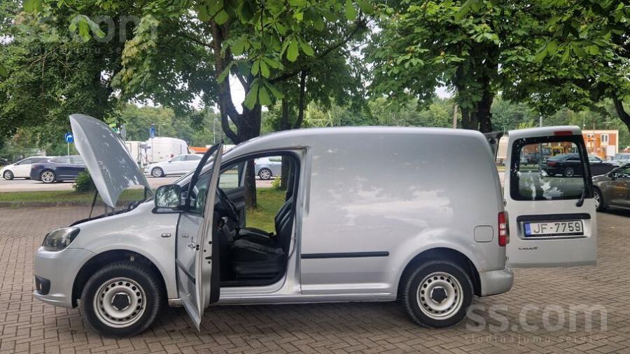 Grey Volkswagen Caddy 2013 in Riga, with an engine capacity of 1.60 L and mileage of 0 thousand km for 3890 €, photo 12 on AUTOMOTO.COM.LV