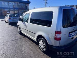 Pelēks Volkswagen Caddy 2015 Rīga, ar dzinēja tilpumu 1.20 L un nobraukumu 233 tūkst. km par 5700 €, foto 5 vietnē AUTOMOTO.COM.LV