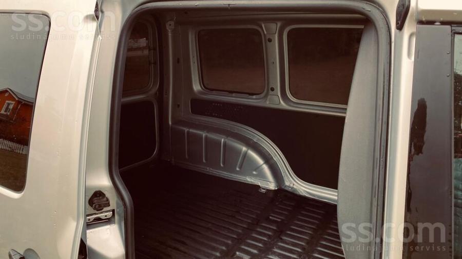 Pelēks Volkswagen Caddy 2018 Rīga, ar dzinēja tilpumu 2.00 L un nobraukumu 0 tūkst. km par 6700 €, foto 11 vietnē AUTOMOTO.COM.LV