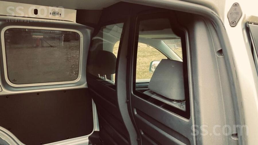 Pelēks Volkswagen Caddy 2018 Rīga, ar dzinēja tilpumu 2.00 L un nobraukumu 0 tūkst. km par 6700 €, foto 12 vietnē AUTOMOTO.COM.LV