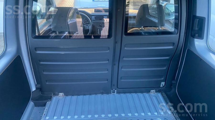Pelēks Volkswagen Caddy 2018 Rīga, ar dzinēja tilpumu 2.00 L un nobraukumu 0 tūkst. km par 6700 €, foto 24 vietnē AUTOMOTO.COM.LV