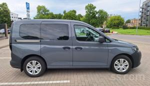 Grey Volkswagen Caddy 2023 in Riga, with an engine capacity of 2.00 L and mileage of 57 thousand km for 24900 €, photo 5 on AUTOMOTO.COM.LV