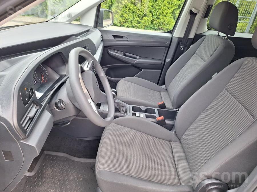 Grey Volkswagen Caddy 2023 in Riga, with an engine capacity of 2.00 L and mileage of 57 thousand km for 24900 €, photo 9 on AUTOMOTO.COM.LV