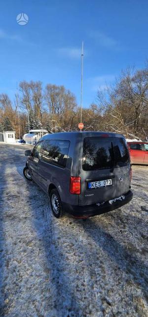 Pelēks Volkswagen Caddy 2018 Viļņa, ar dzinēja tilpumu 2.00 L un nobraukumu 195 tūkst. km par 8500 €, foto 6 vietnē AUTOMOTO.COM.LV