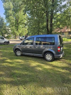 Pelēks Volkswagen Caddy 2005 Rīga, ar dzinēja tilpumu 1.90 L un nobraukumu 0 tūkst. km par 4200 €, foto 5 vietnē AUTOMOTO.COM.LV