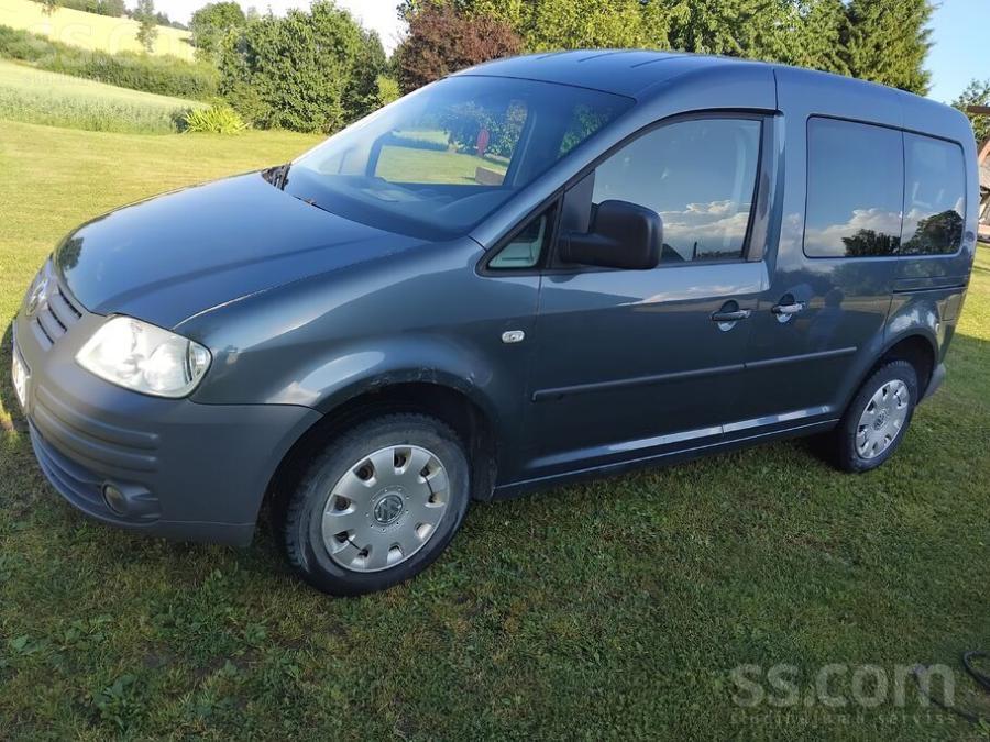 Grey Volkswagen Caddy 2006 in Kuldiga, with an engine capacity of 1.90 L and mileage of 380 thousand km for 2500 €, photo 3 on AUTOMOTO.COM.LV