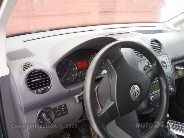 Grey Volkswagen Caddy 2006 in Tallinn, with an engine capacity of 1.90 L and mileage of 325 thousand km for 4300 €, photo 8 on AUTOMOTO.COM.LV