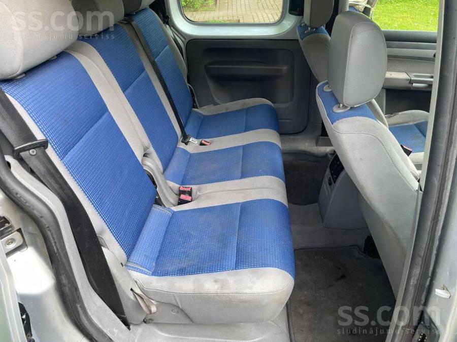 Pelēks Volkswagen Caddy 2007 Talsi, ar dzinēja tilpumu 1.90 L un nobraukumu 426 tūkst. km par 1400 €, foto 10 vietnē AUTOMOTO.COM.LV