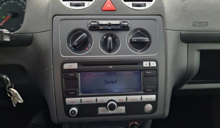 Pelēks Volkswagen Caddy 2007 Rīga, ar dzinēja tilpumu 1.90 L un nobraukumu 183 tūkst. km par 5600 €, foto 5 vietnē AUTOMOTO.COM.LV