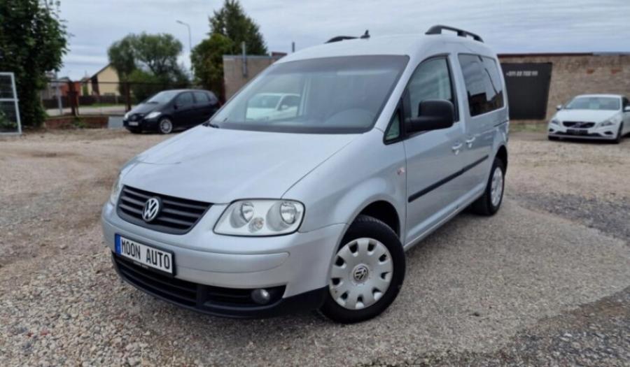 Pelēks Volkswagen Caddy 2007 Rīga, ar dzinēja tilpumu 1.90 L un nobraukumu 183 tūkst. km par 5600 €, foto 13 vietnē AUTOMOTO.COM.LV