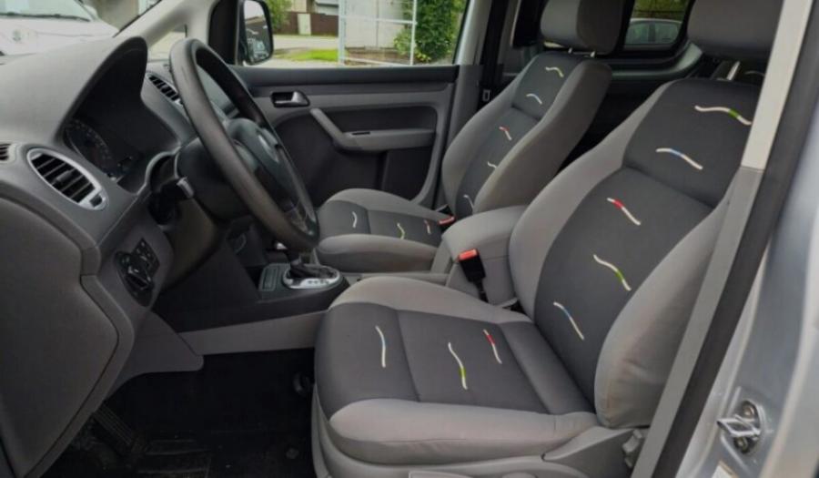 Pelēks Volkswagen Caddy 2007 Rīga, ar dzinēja tilpumu 1.90 L un nobraukumu 183 tūkst. km par 5600 €, foto 15 vietnē AUTOMOTO.COM.LV