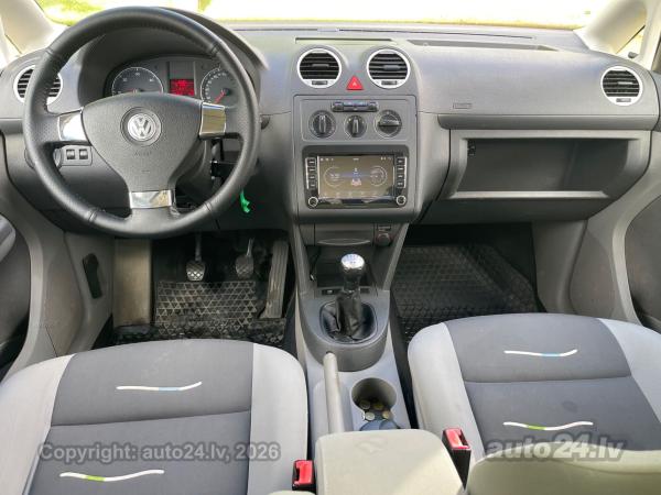 Pelēks Volkswagen Caddy 2008 Tallina, ar dzinēja tilpumu 1.90 L un nobraukumu 372 tūkst. km par 3200 €, foto 8 vietnē AUTOMOTO.COM.LV