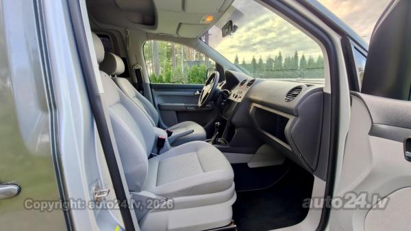 Pelēks Volkswagen Caddy 2008 Tallina, ar dzinēja tilpumu 1.90 L un nobraukumu 400 tūkst. km par 3990 €, foto 6 vietnē AUTOMOTO.COM.LV