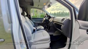 Grey Volkswagen Caddy 2008 in Tallinn, with an engine capacity of 1.90 L and mileage of 400 thousand km for 3990 €, photo 7 on AUTOMOTO.COM.LV