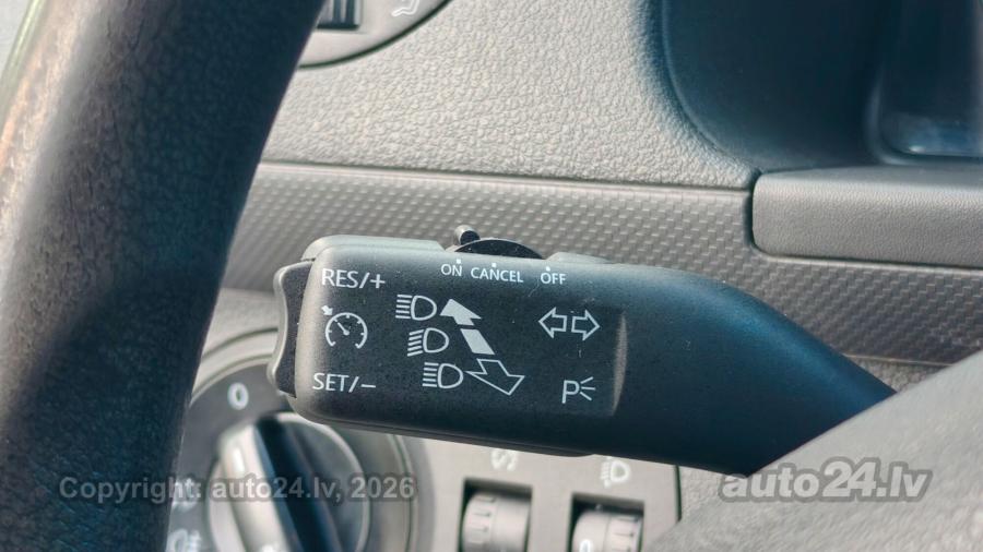 Grey Volkswagen Caddy 2008 in Tallinn, with an engine capacity of 1.90 L and mileage of 400 thousand km for 3990 €, photo 15 on AUTOMOTO.COM.LV