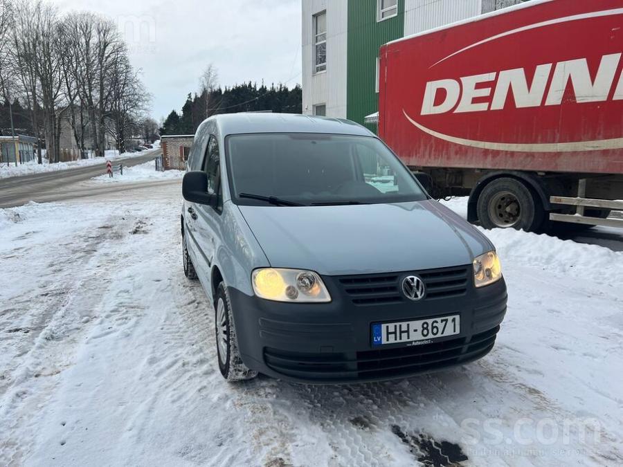 Pelēks Volkswagen Caddy 2009 Kuldīga, ar dzinēja tilpumu 1.60 L un nobraukumu 201 tūkst. km par 4200 €, foto 2 vietnē AUTOMOTO.COM.LV