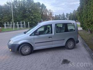 Grey Volkswagen Caddy 2009 in Saldus, with an engine capacity of 1.90 L and mileage of 345 thousand km for 2750 €, photo 5 on AUTOMOTO.COM.LV
