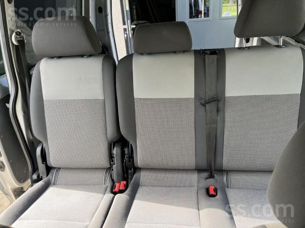 Pelēks Volkswagen Caddy 2011 Valmiera, ar dzinēja tilpumu 1.60 L un nobraukumu 319 tūkst. km par 4550 €, foto 8 vietnē AUTOMOTO.COM.LV