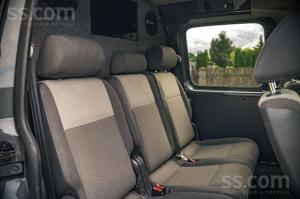 Grey Volkswagen Caddy 2011 in Riga, with an engine capacity of 1.60 L and mileage of 275 thousand km for 3990 €, photo 9 on AUTOMOTO.COM.LV