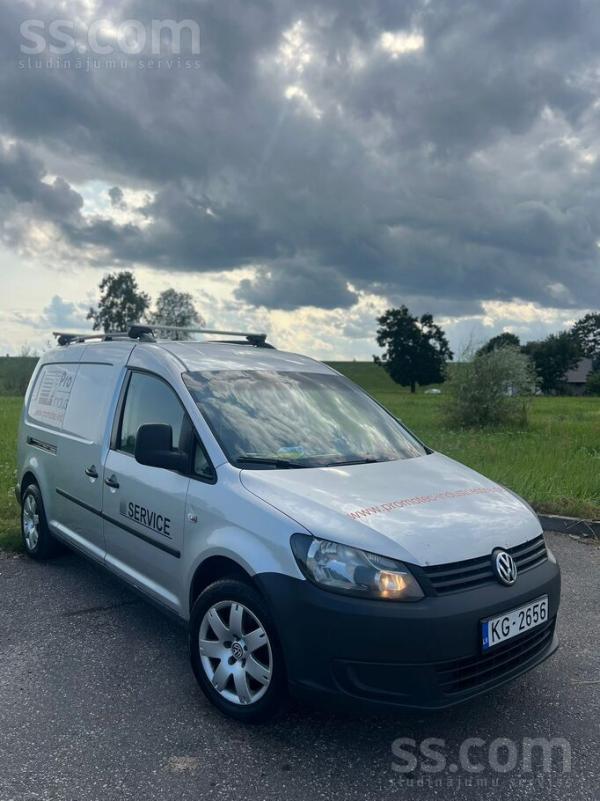 Grey Volkswagen Caddy 2012 in Riga, with an engine capacity of 1.60 L and mileage of 468 thousand km for 2500 €, photo 6 on AUTOMOTO.COM.LV