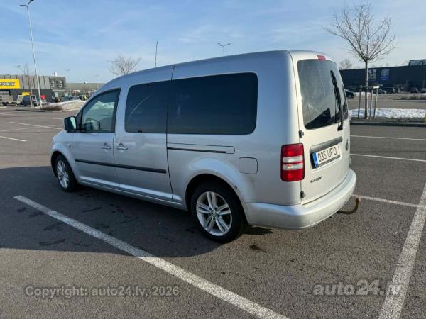 Grey Volkswagen Caddy 2012 in Tallinn, with an engine capacity of 2.00 L and mileage of 371 thousand km for 7500 €, photo 4 on AUTOMOTO.COM.LV