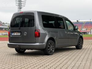 Grey Volkswagen Caddy 2012 in Riga, with an engine capacity of 1.60 L and mileage of 331 thousand km for 6900 €, photo 8 on AUTOMOTO.COM.LV