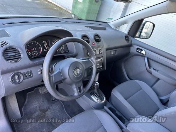 Pelēks Volkswagen Caddy 2013 Tartu, ar dzinēja tilpumu 2.00 L un nobraukumu 241 tūkst. km par 8695 €, foto 8 vietnē AUTOMOTO.COM.LV