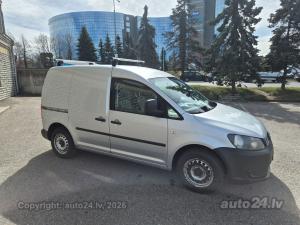 Pelēks Volkswagen Caddy 2013 Tallina, ar dzinēja tilpumu 1.60 L un nobraukumu 446 tūkst. km par 3400 €, foto 4 vietnē AUTOMOTO.COM.LV