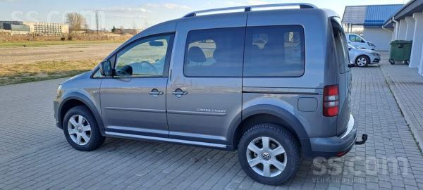 Pelēks Volkswagen Caddy 2013 Liepāja, ar dzinēja tilpumu 2.00 L un nobraukumu 208 tūkst. km par 12200 €, foto 3 vietnē AUTOMOTO.COM.LV