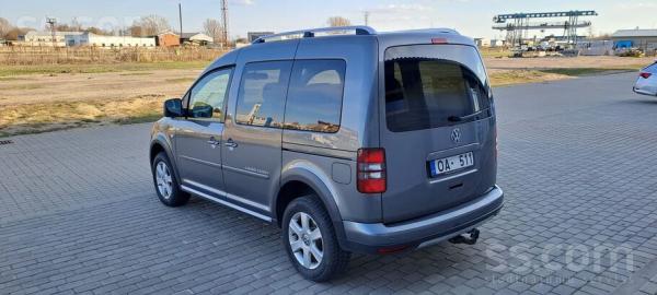 Pelēks Volkswagen Caddy 2013 Liepāja, ar dzinēja tilpumu 2.00 L un nobraukumu 208 tūkst. km par 12200 €, foto 5 vietnē AUTOMOTO.COM.LV