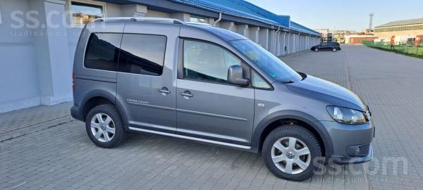 Pelēks Volkswagen Caddy 2013 Liepāja, ar dzinēja tilpumu 2.00 L un nobraukumu 208 tūkst. km par 12200 €, foto 9 vietnē AUTOMOTO.COM.LV