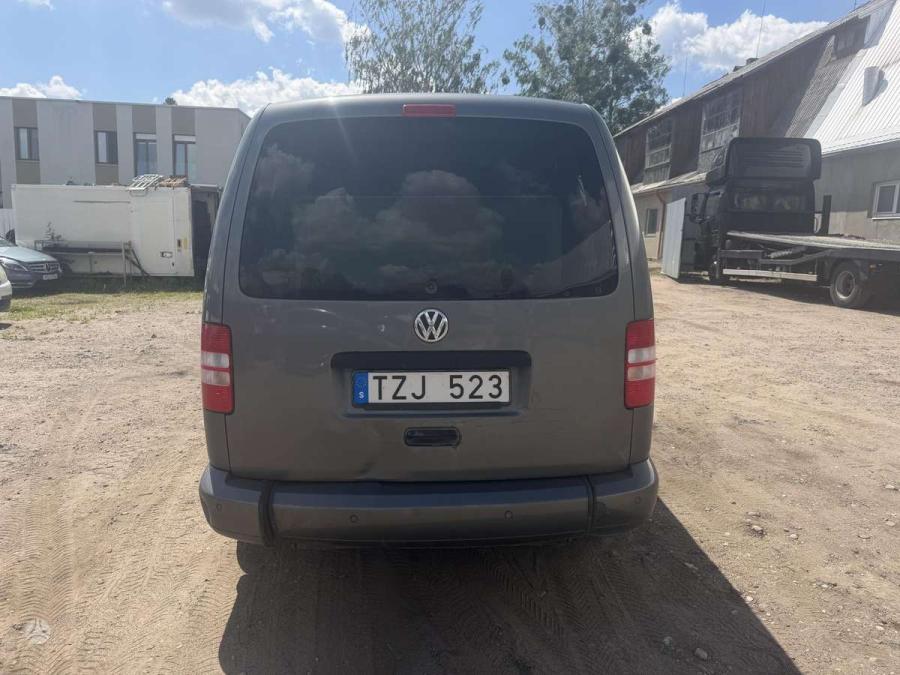 Pelēks Volkswagen Caddy 2013 Kauņa, ar dzinēja tilpumu 1.60 L un nobraukumu 410 tūkst. km par 3900 €, foto 7 vietnē AUTOMOTO.COM.LV