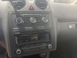 Pelēks Volkswagen Caddy 2013 Kauņa, ar dzinēja tilpumu 1.60 L un nobraukumu 410 tūkst. km par 3900 €, foto 14 vietnē AUTOMOTO.COM.LV