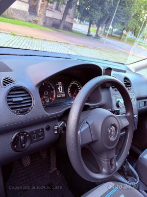 Pelēks Volkswagen Caddy 2013 Tallina, ar dzinēja tilpumu 1.60 L un nobraukumu 261 tūkst. km par 16900 €, foto 11 vietnē AUTOMOTO.COM.LV