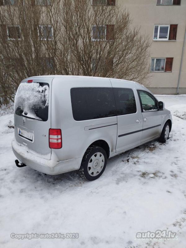 Grey Volkswagen Caddy 2014 in Tallinn, with an engine capacity of 1.60 L and mileage of 189 thousand km for 12900 €, photo 3 on AUTOMOTO.COM.LV