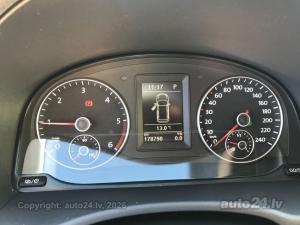 Grey Volkswagen Caddy 2014 in Voru, with an engine capacity of 1.60 L and mileage of 180 thousand km for 4999 €, photo 3 on AUTOMOTO.COM.LV