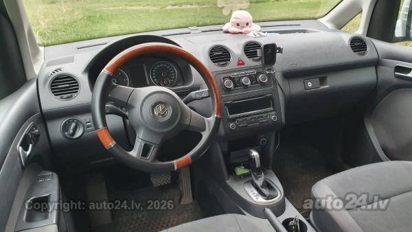 Grey Volkswagen Caddy 2014 in Tallinn, with an engine capacity of 1.60 L and mileage of 190 thousand km for 11500 €, photo 2 on AUTOMOTO.COM.LV