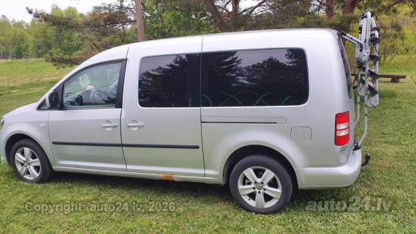 Grey Volkswagen Caddy 2014 in Tallinn, with an engine capacity of 1.60 L and mileage of 190 thousand km for 11500 €, photo 3 on AUTOMOTO.COM.LV