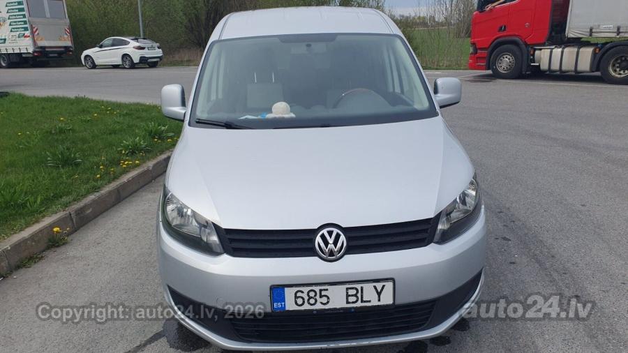 Grey Volkswagen Caddy 2014 in Tallinn, with an engine capacity of 1.60 L and mileage of 190 thousand km for 11500 €, photo 8 on AUTOMOTO.COM.LV