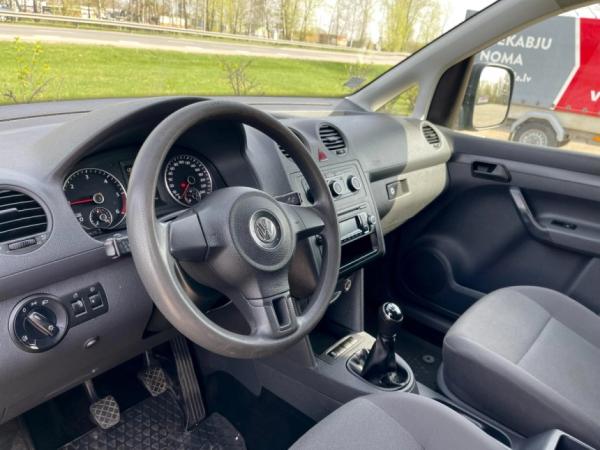 Pelēks Volkswagen Caddy 2014 Rīga, ar dzinēja tilpumu 1.60 L un nobraukumu 0 tūkst. km par 6200 €, foto 6 vietnē AUTOMOTO.COM.LV