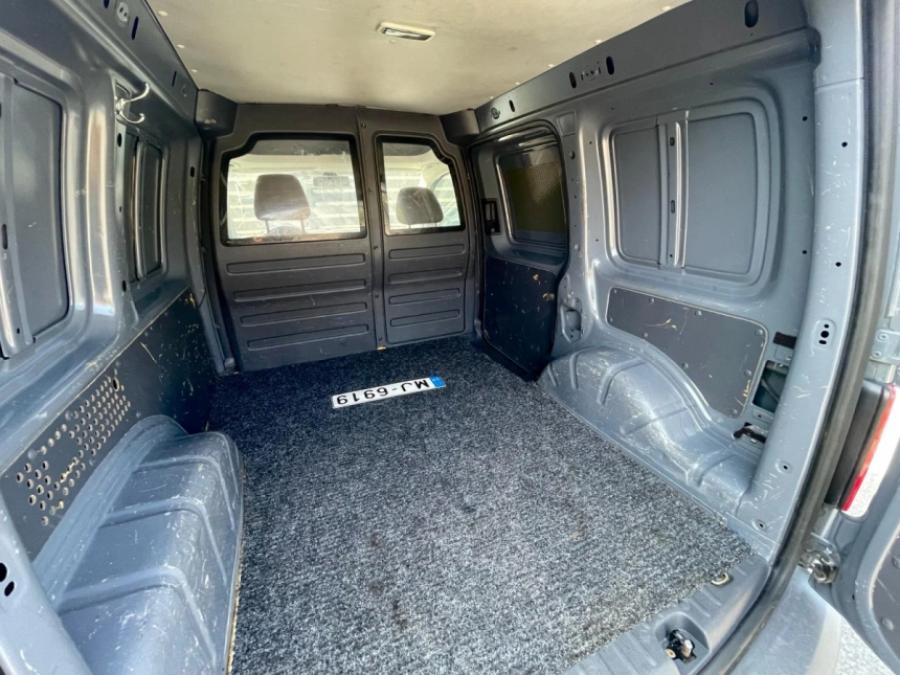 Pelēks Volkswagen Caddy 2014 Rīga, ar dzinēja tilpumu 1.60 L un nobraukumu 0 tūkst. km par 6200 €, foto 10 vietnē AUTOMOTO.COM.LV