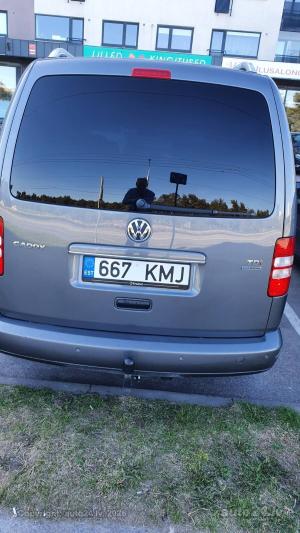 Grey Volkswagen Caddy 2015 in Tallinn, with an engine capacity of 1.60 L and mileage of 190 thousand km for 16500 €, photo 7 on AUTOMOTO.COM.LV