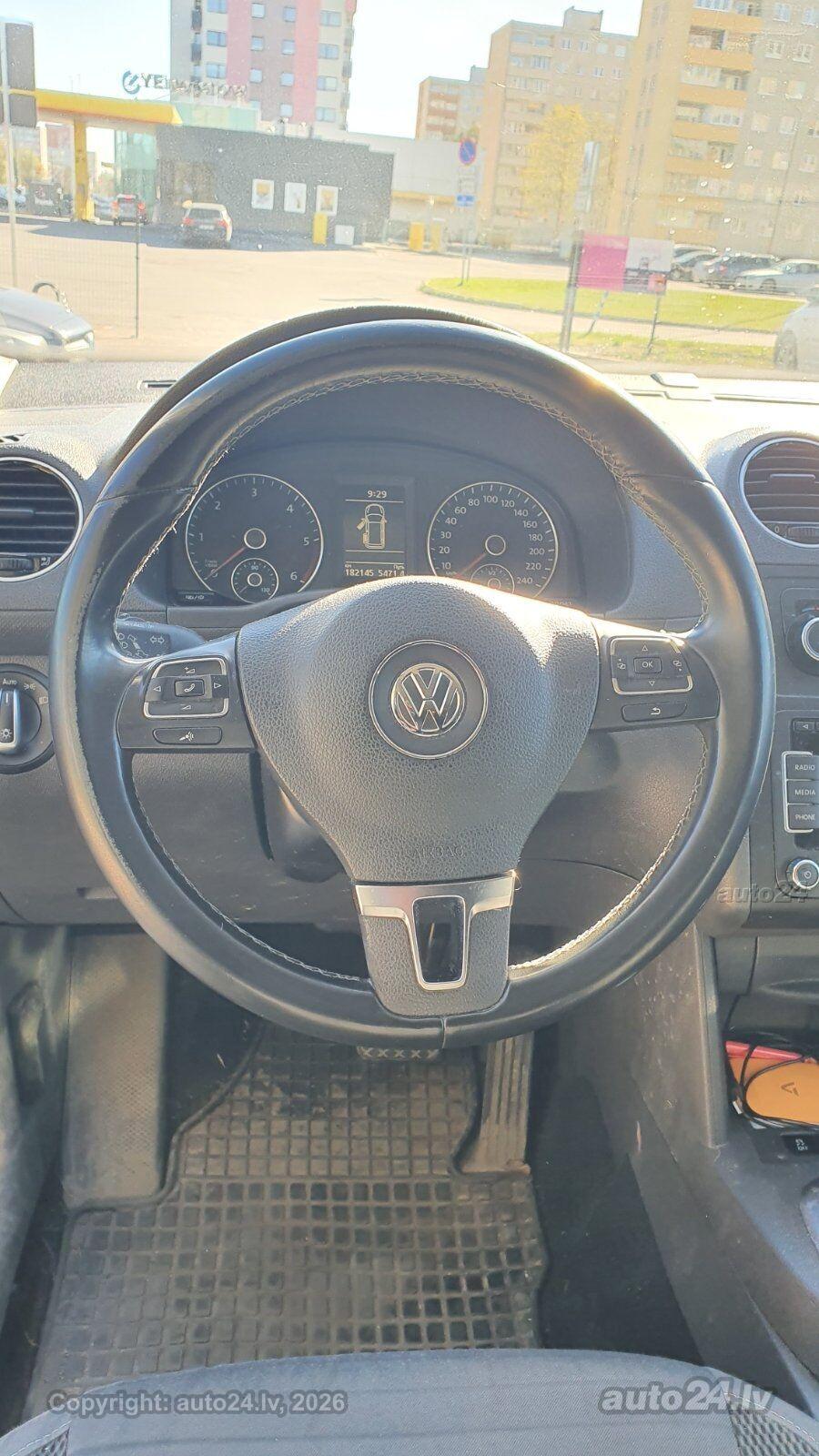Grey Volkswagen Caddy 2015 in Tallinn, with an engine capacity of 1.60 L and mileage of 190 thousand km for 16500 €, photo 8 on AUTOMOTO.COM.LV