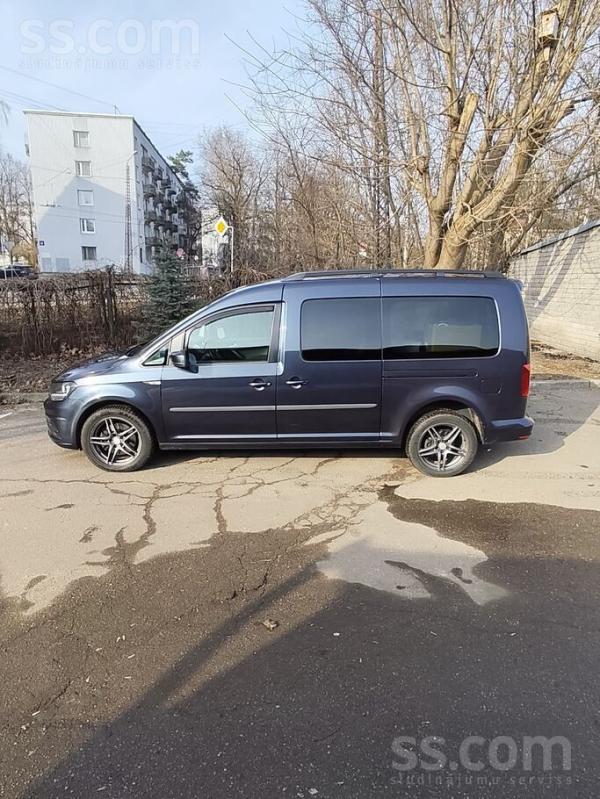 Pelēks Volkswagen Caddy 2015 Rīga, ar dzinēja tilpumu 2.00 L un nobraukumu 241 tūkst. km par 13400 €, foto 4 vietnē AUTOMOTO.COM.LV