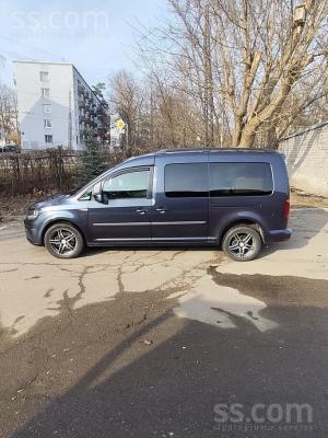 Grey Volkswagen Caddy 2015 in Riga, with an engine capacity of 2.00 L and mileage of 241 thousand km for 13400 €, photo 5 on AUTOMOTO.COM.LV
